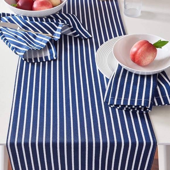 kate spade | Kitchen | Nwt Kate Spade New York Table Runner Harbour ...